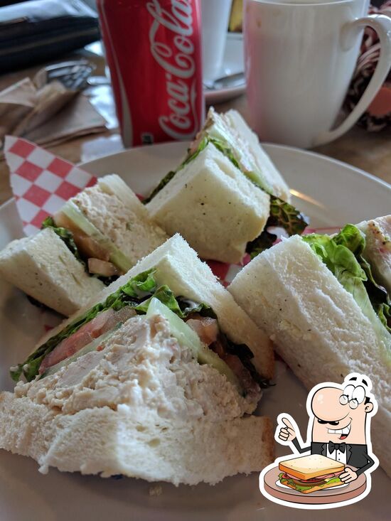 Encore Café & Restaurant in West Vancouver - Restaurant menu and reviews