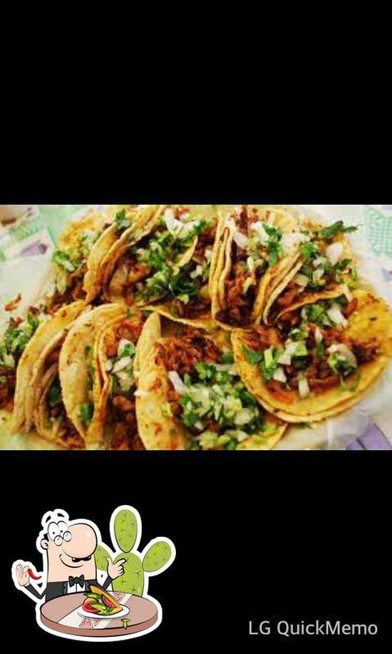 Menu at Tacos De Birria El Poblano restaurant, Tijuana, El Lago
