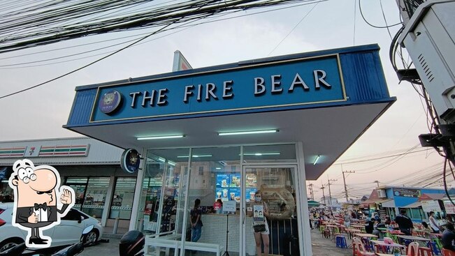 Café หมีพ่นไฟ The Fire Bear สาขาตลาดพระปิ่น 7 (ตลาดไท), Khlong Nung - Opiniones del restaurante