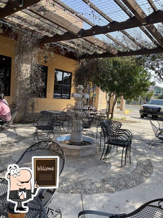 Menu at Bolillos Cafe North, Laredo, McPherson Rd