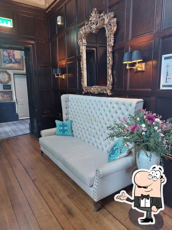Hoar Cross Hall Spa Hotel, Hoar Cross - Restaurant menu, prices and reviews