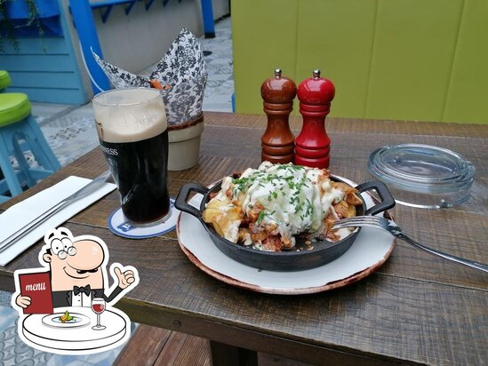 Weavers Bar & Venue in Drogheda - Restaurant menu and reviews