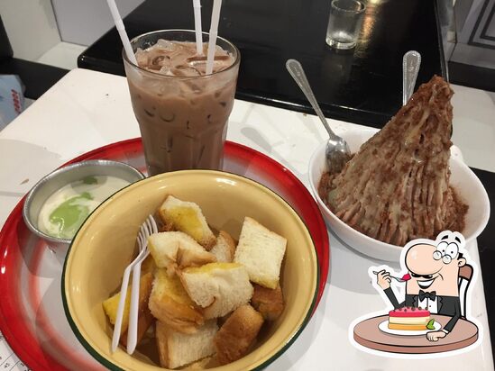 Menu at PANG PiNG Cafe', Bang Yai