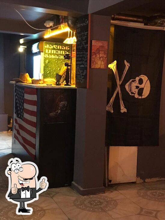 Hermanos Bar, Batumi