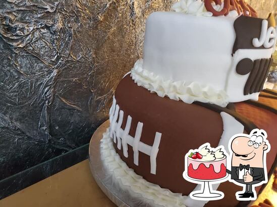 Menu at Artistic Cakes For All Occasions, Cedar Rapids