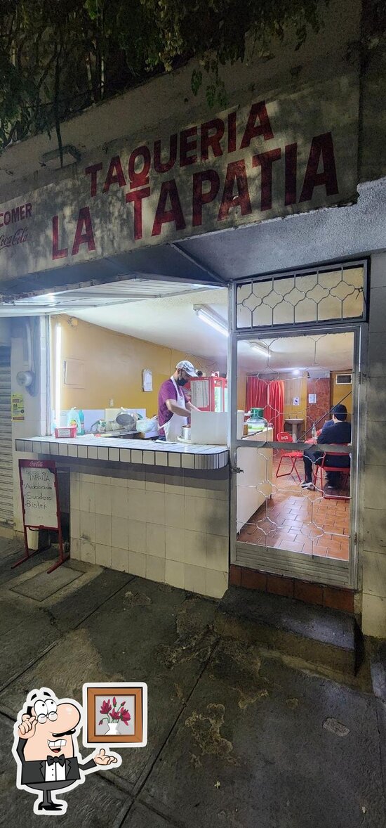 Menu at La Tapatia restaurant, Gómez Palacio