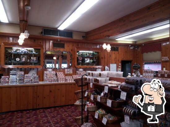 Douglass Fudge, Wildwood - Restaurant menu, prices and reviews
