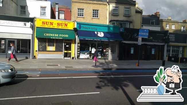 Sun Sun Chinese Restaurant, 94 Clapham High Street in London ...