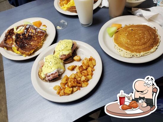 Menu at Farnsworth Cafe, East Providence