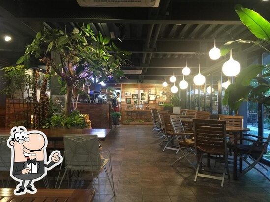 Prunus Garden Cafe, Seoul, 668-109 Seongsu-dong 1(il)-ga - Restaurant ...