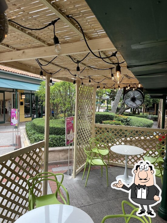 Yummy Frozen Yogurt, Aventura - Restaurant menu, prices and reviews