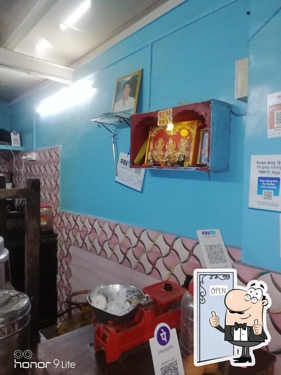 Paras ChaCha samosapav, jalebi and vadapav, Mumbai - Restaurant menu ...