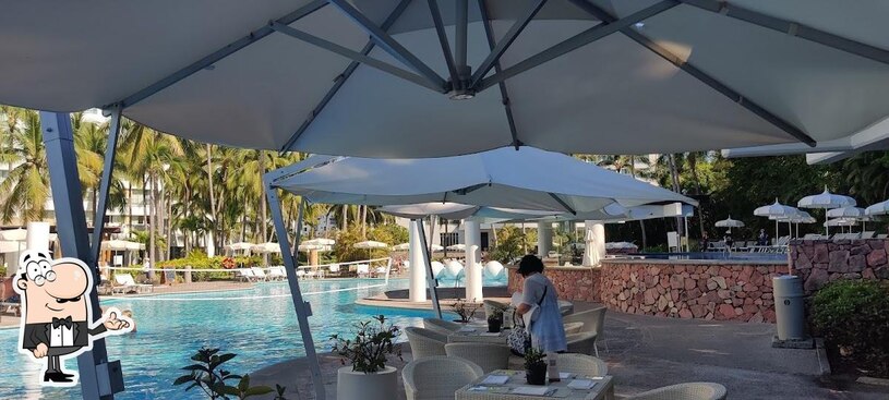 Pool Restaurant at Mayan Palace at marina, Puerto Vallarta - Restaurant ...