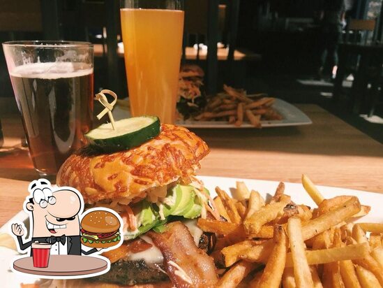 Ten Mile Tavern, 126 Ten Mile Cir in Frisco - Restaurant menu and reviews