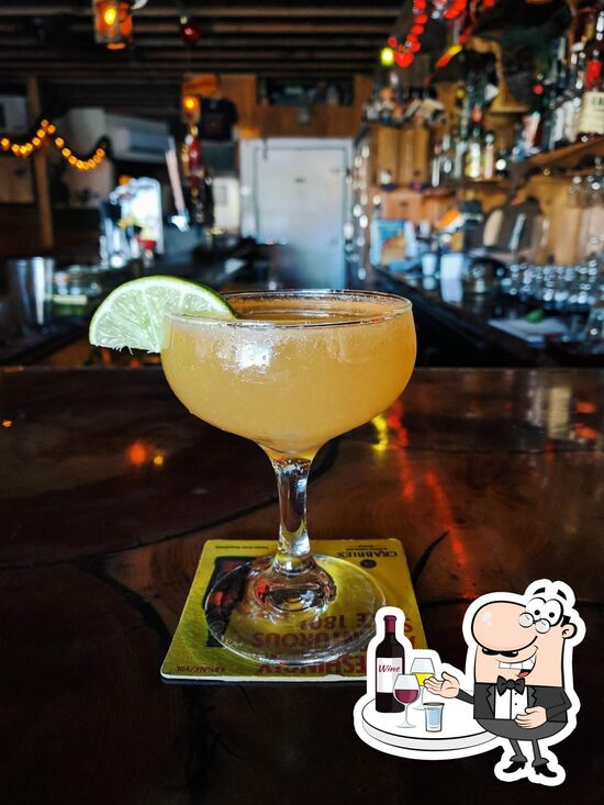 The Cozy Nut Tavern, Seattle - Restaurant menu, prices and reviews