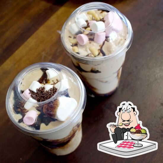 The Pink Lady Milkshake Parlour restaurant, Bathurst ...