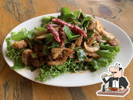 ร้านอาหาร สนามกินตราด restaurant, Khao Saming