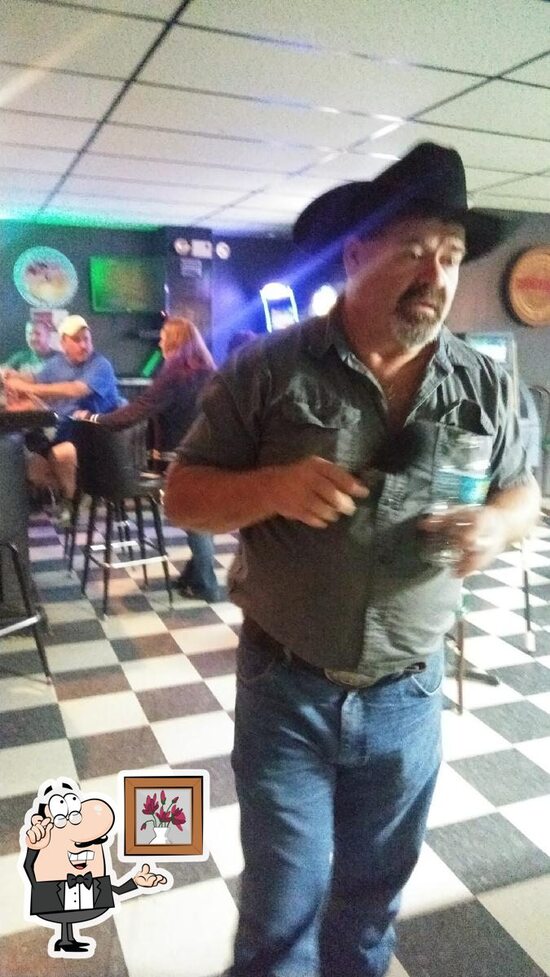 3rd Base Sports Bar, 1701 LA-20 in Schriever - Restaurant reviews