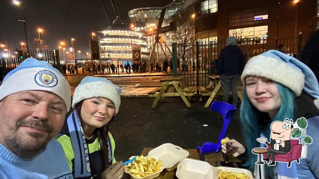 Maine Road Chippy, Manchester - Restaurant menu, prices and reviews