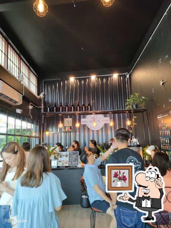 ออน เดอะ เวย์ คาเฟ่ เชียงใหม่ สาขาท่าเรือ กาญจนบุรี, Tha Maka - Menú ...