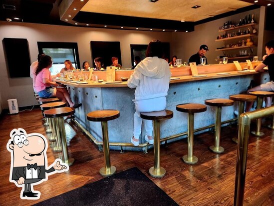 Handies Douzo, Houston - Restaurant menu, prices and reviews