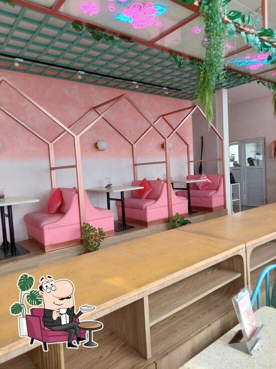 Level Six Cafe & Bar, Bandung - Restaurant menu, prices and reviews