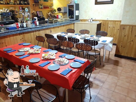 Pub y bar El Apretón II - Pinto, Pinto - Opiniones del restaurante