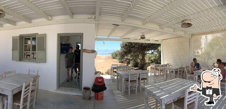 Menu at Kontos Souvlaki corner, Naxos and Lesser Cyclades