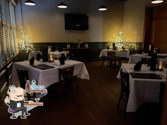Decanter International Chophouse, Albany - Restaurant menu, prices and ...