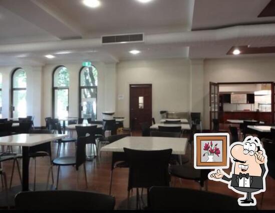 Hackett Cafe, Crawley - Restaurant menu, prices and reviews