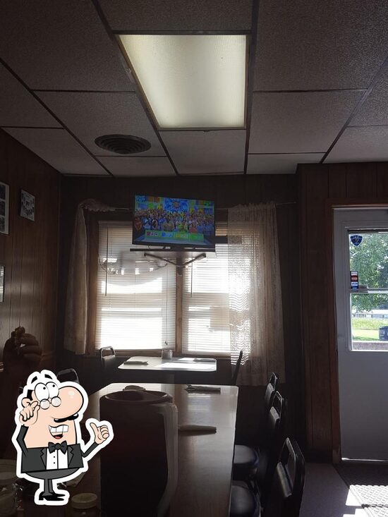Lions Cafe, Bellflower - Restaurant menu, prices and reviews