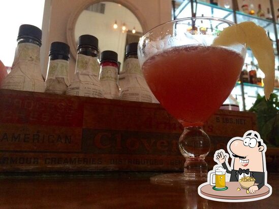 Loa Bar in New Orleans - Restaurant menu and reviews