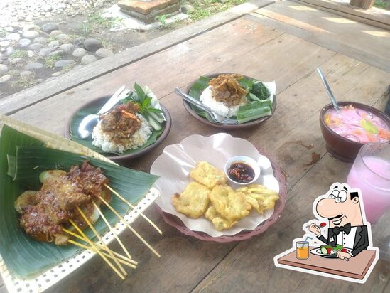 Menu at Latar Sowan, Gonilan