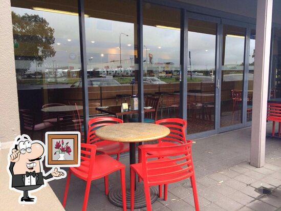Cavan Hotel, Dry Creek - Restaurant menu, prices and reviews
