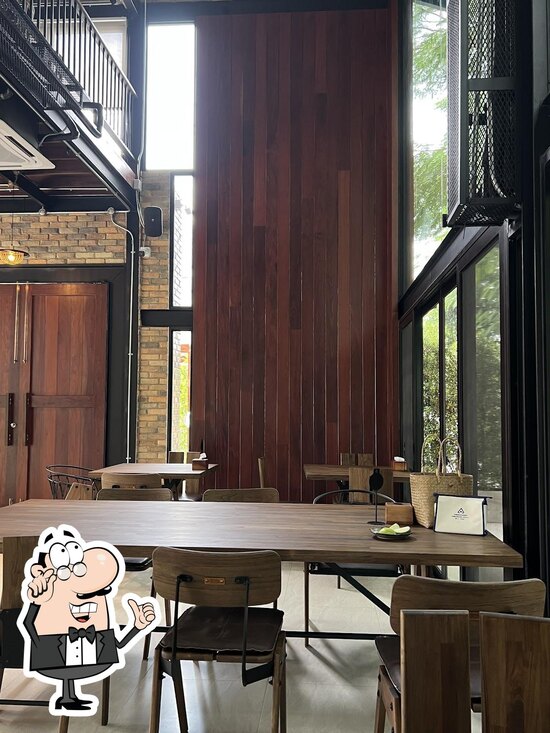 360 Hours Café & Bar, Bangkok - Restaurant menu, prices and reviews