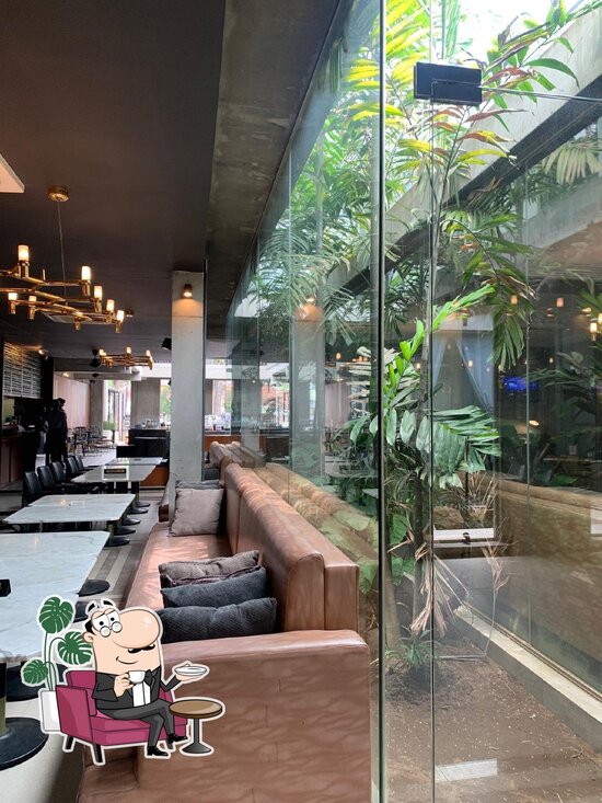 Carta de OURA - Cafe & Restaurant, Malang