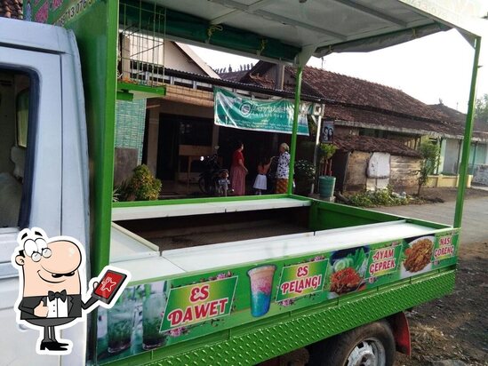 Ayam Geprek Karimun Java cafe, Margorejo - Restaurant reviews