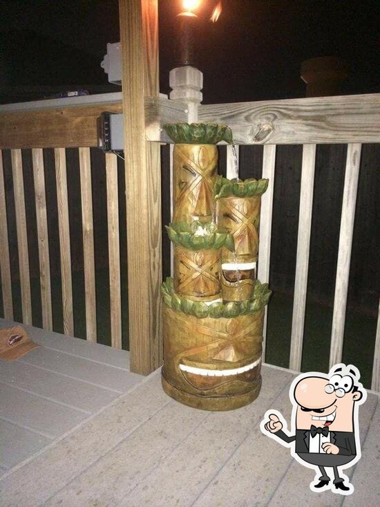Redneck swim up Bar & Grill, Moore - Restaurant menu, prices and reviews
