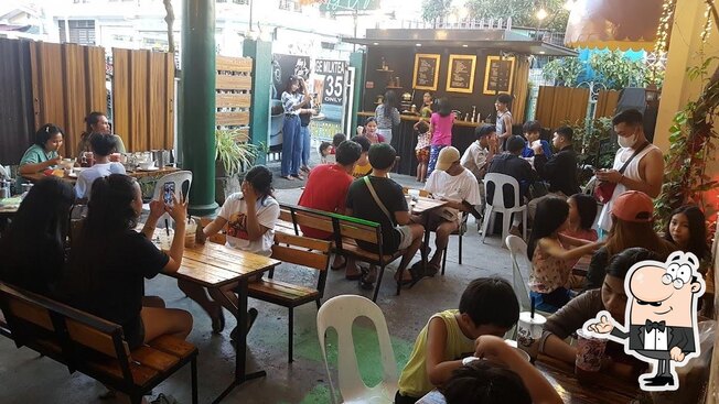 migs cafe, Silang - Restaurant reviews