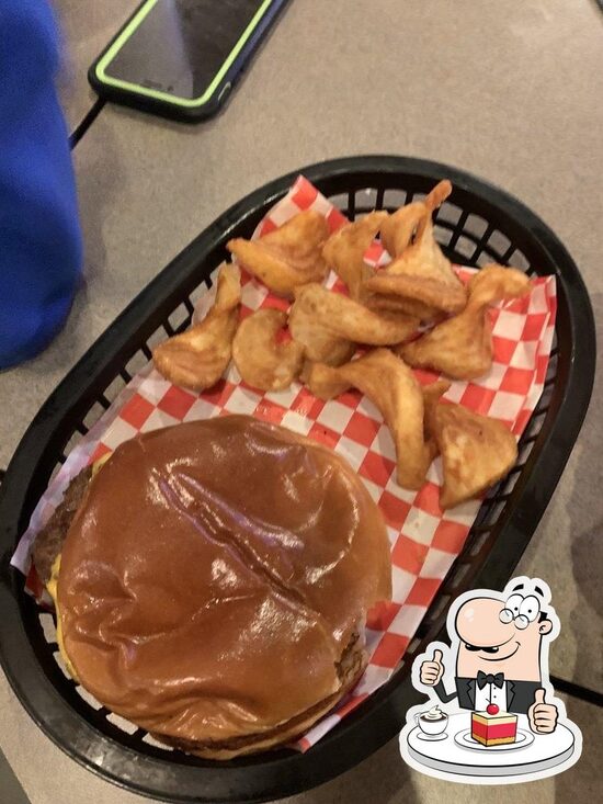 Hebron Grille in Hebron - Restaurant menu and reviews