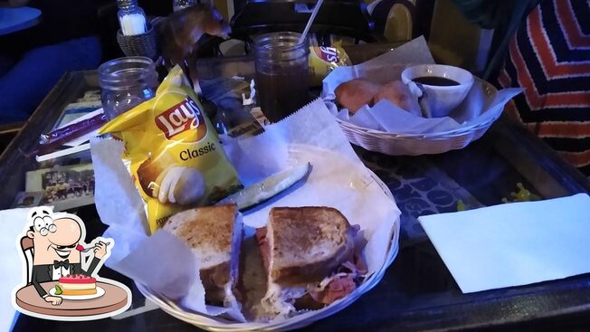 Red Mule Pub, 1208 S Broad St in Brooksville - Restaurant menu and reviews