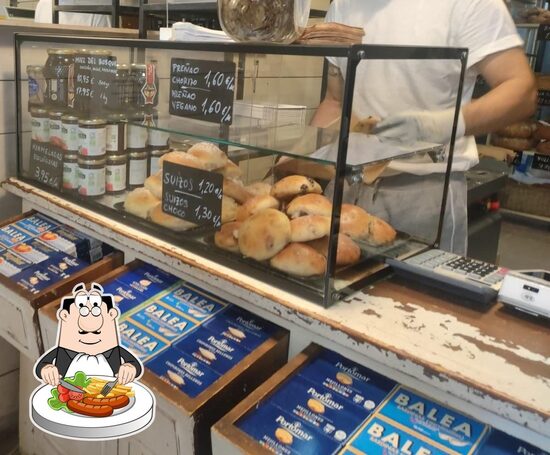 MOEGA Empanadas y pan gallego, Madrid - Restaurant menu, prices and reviews