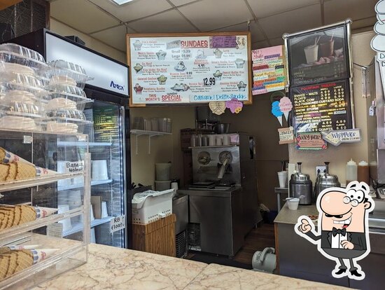 Pop's Frozen Custard, Menomonee Falls - Restaurant menu, prices and reviews