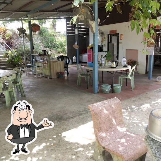 Riverside Restaurant Betong 来福餐馆, Betong - Restaurant menu, prices and ...