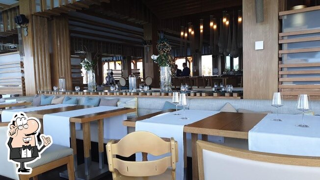Menu at Pierchic restaurant, Dubai, Madinat jumeriah