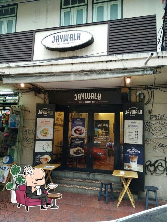 Jaywalk Cafe, Bangkok, 90 Phra Athit Rd - Restaurant reviews