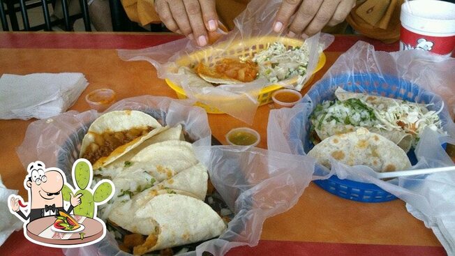 Tacos Leal restaurant, Monterrey, Av. Eugenio Garza Sada 2830 Col ...