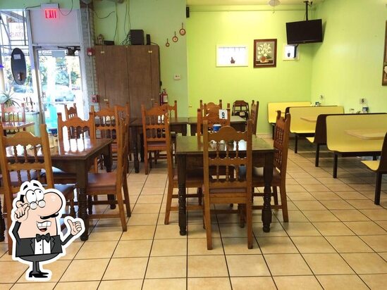 Menu at Los Pinoleros restaurant, Stickney, W Pershing Rd
