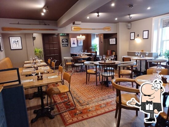 Menu at The Lion Hotel - Pub & Restaurant, Wimborne Minster