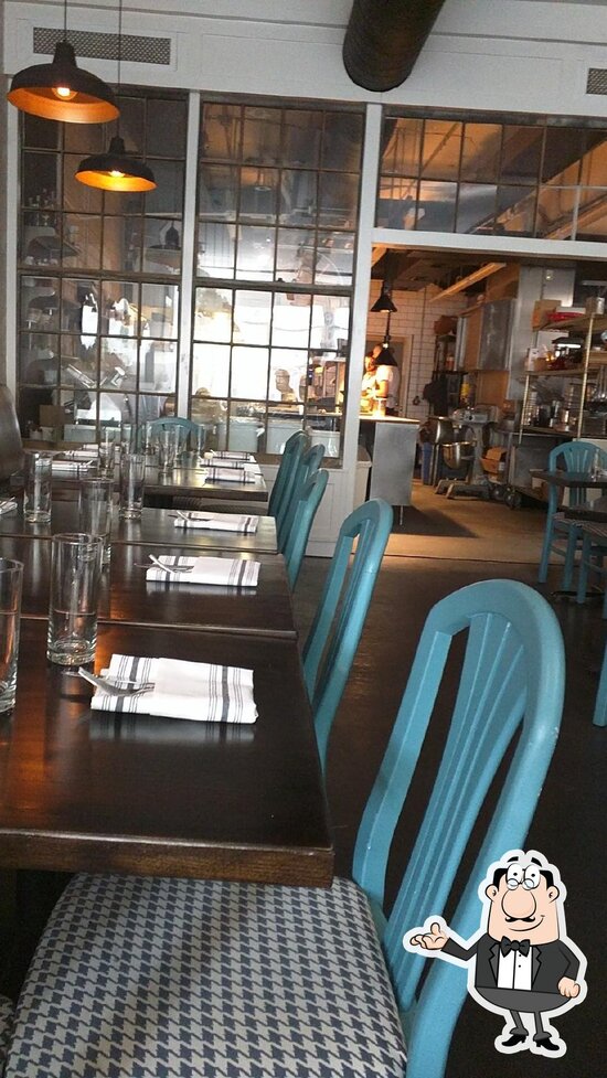 Commonwealth Bistro, Covington - Restaurant menu, prices and reviews